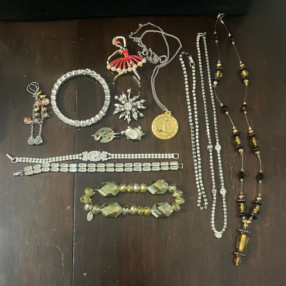 Jewelry | Vintage Modern Costume Jewelry Lot | Poshmark